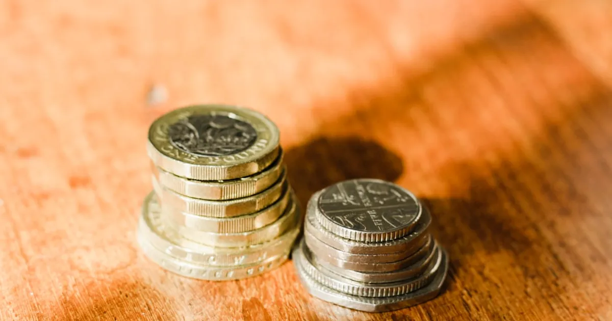 UK Finance Daily: Benefits Rise, Energy Costs, AI Investment Woes ...